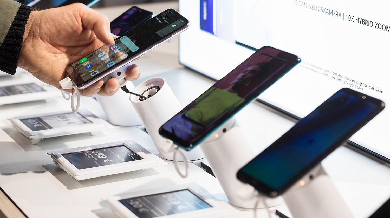 Demonstration devices create a customer experience - Brand ID - We make ...